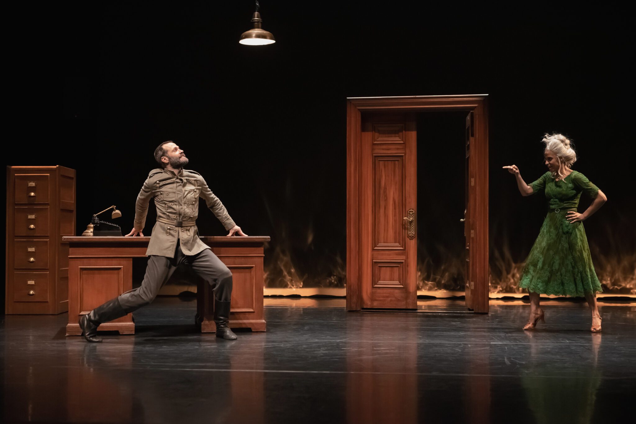 Revisor - Kidd Pivot